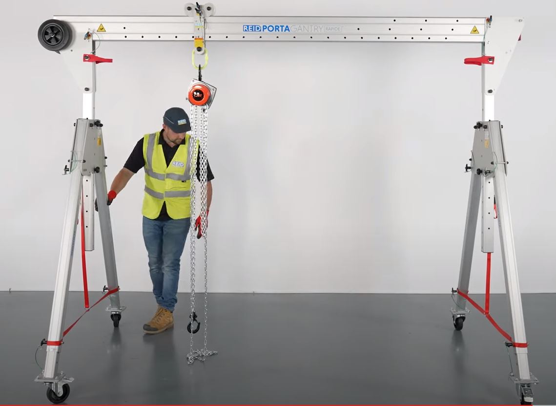 466-PGR1TM30T1-E01 - Porta-Gantry Rapide Medium Frame up to 1T / 2200lb, 9'10" Beam with Trolley ...